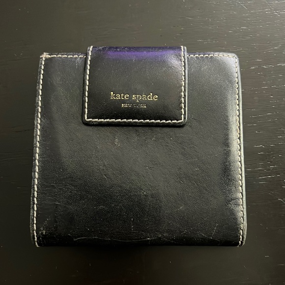 kate spade | Bags | Kate Spade Snap Bifold Leather Wallet Blacktan ...